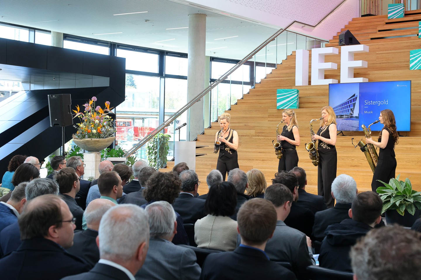 Einweihung Fraunhofer IEE Campus und Jubiläum 35 Jahre Einweihung Fraunhofer IEE Campus und Jubiläum 35 Jahre